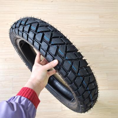 Cina 35%-55% Contenuto di gomma 120/80-18 Ruote di motocicletta Pneumatici Progettazione profonda per le prestazioni in vendita