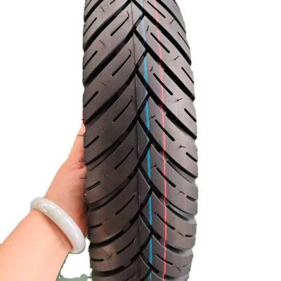 China 35%-55% de teor de borracha Projeto profundo Pneus de motocicleta 120/70-17 para manuseio em todos os climas à venda