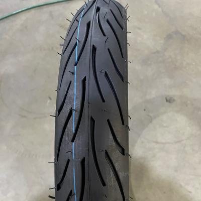Cina 3.00-18 pneumatici per moto OEM Il perfetto equilibrio tra prestazioni e durata in vendita