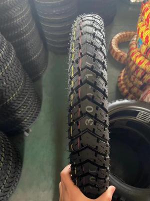 Cina Emark Pneumatico per motociclette 300-17 Casco di pneumatico resistente e contenuto di gomma del 35%-55% in vendita