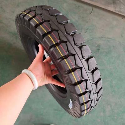 Cina Pneumatici per motociclette da carico nel porto di Qingdao 450 12 con 35%-55% di gomma in vendita