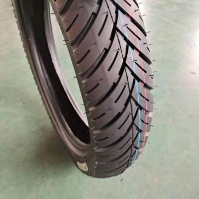 China 35%-55% de teor de borracha Projeto profundo Pneus de motocicleta 120/70-17 para manuseio em todos os climas à venda