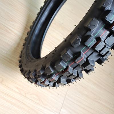 Cina 35%-55% di contenuto di gomma pneumatico per motociclette 4.10-18 OWN DOT ISO CCC SONCAP al porto di Qingdao in vendita