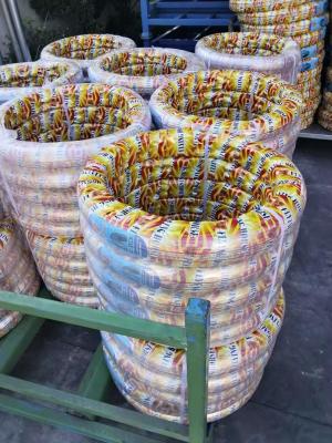 Cina Port Qingdao carico di pneumatici da moto 110/90-18 con nylon di gomma naturale in vendita