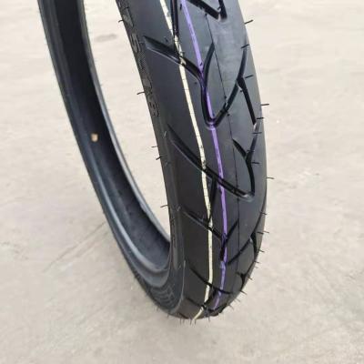 Cina 2.75-18 Pneumatici per motocicli con elevato tasso di gomma naturale e consegna al porto di Qingdao in vendita
