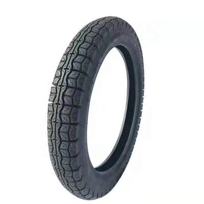 Cina Prodotto in pneumatici da moto 2,75-18 con disegno profondo e contenuto di gomma del 35%-55% in vendita