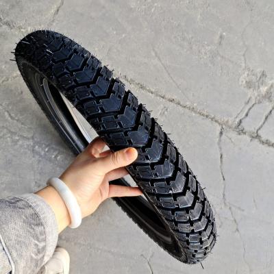 Cina Casco pneumatico Pneumatico per motocicli 3.00-18 3.00x17 Resistenza alla trazione 10.5 in vendita