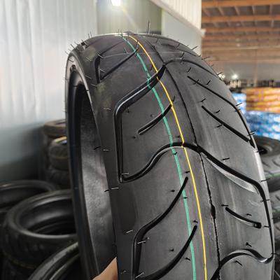 Cina Pneumatico caldo per moto 130 60 13 per scooter 130-60-13 6PR/8PR Velocità 150 km/h in vendita