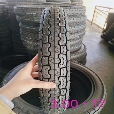Cina 3.00-17 Super Run pneumatici per moto con design a profondo disegno e casco per pneumatici durevole in vendita
