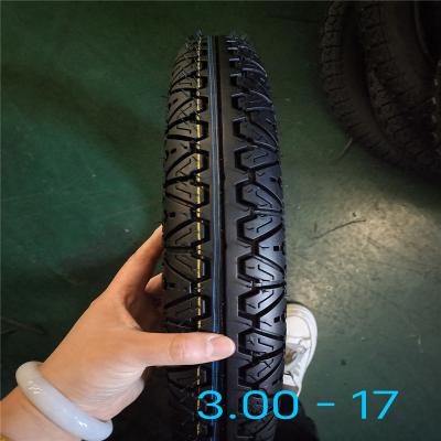 Cina 3.00-17 Super Run pneumatici per moto con design a profondo disegno e casco per pneumatici durevole in vendita