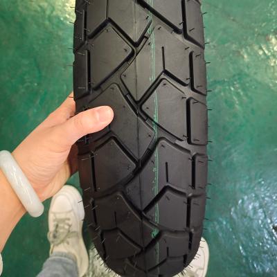 Cina Pneumatico per motocicletta per il trasporto del porto di Qingdao 130/80-17 con design profondo in vendita