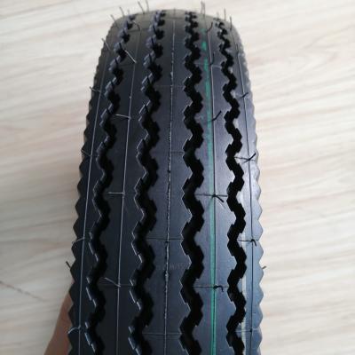Cina 20000 KM durata di lavoro e 5000 pcs al giorno Capacità di produzione per pneumatici da motociclo 4.00-8 in vendita