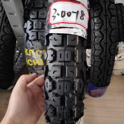Cina Pneumatici da 18 pollici per motociclisti per il carico al porto di Qingdao in vendita