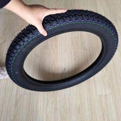 Cina Pneumatici da 18 pollici per motociclisti per il carico al porto di Qingdao in vendita