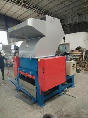 China 10HP recycled plastic bottle crusher, PP PE PET PVC plastic bottle Crusher, crushing plastic bottle factory for sale
