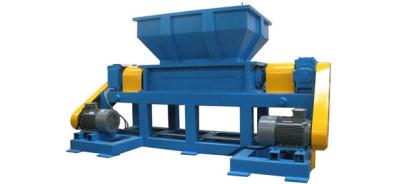 China Wood shredder and rubber tyre shredder with linear vibrating screeners for sale