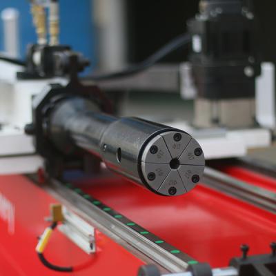 China Rustvrij staal Aluminium ijzer Cnc koper buis buigmachine Cnc uitlaatpijp buigmachine Te koop
