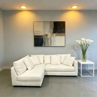 Quality Hotel Furniture Wooden Frame With Fabric Sofa Set Modern Living Room Villa for sale