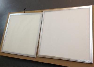 Cina Dimmable ha messo la luce di pannello del LED 72 struttura bianca/argento PF0.9 di W in vendita