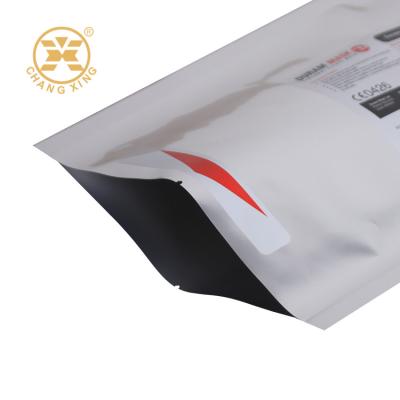Cina Borsa di imballaggio di film di alluminio resealable Bopp abbigliamento cerniera a cerniera sacchetti con logo per maschera di abbigliamento in vendita