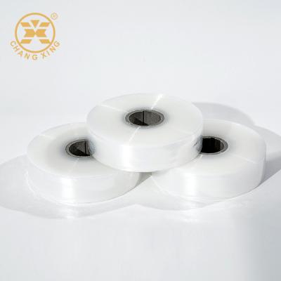 Cina involucro di plastica trasparente di materia prima di 10m 20M Clear Stretch Film con il ODM adesivo in vendita