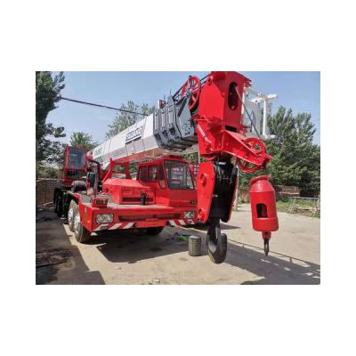China Nissan Hydraulische pomp en klep Japan Originele Tadano TG-500E 50 ton vrachtwagen kraan Te koop