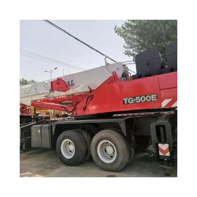 China Nissan Hydraulische pomp en klep Japan Originele Tadano TG-500E 50 ton vrachtwagen kraan Te koop