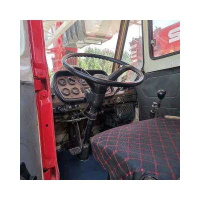 China Nissan Hydraulische pomp en klep Japan Originele Tadano TG-500E 50 ton vrachtwagen kraan Te koop