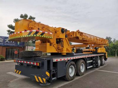 China MOOG Hydraulische pomp 50T Nominale laadcapaciteit Gebruikte vrachtwagen kraan QY25K5 QY50K Te koop