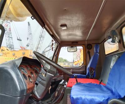 China QUY 80T 100T 115T 120T 200T 220T 270T 300T 320T Lkw-Kran mit Briggs Stratton-Motor zu verkaufen