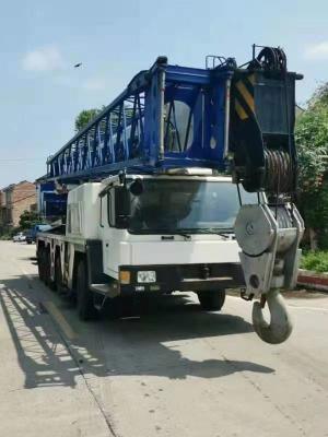China Eaton Cranes de caminhões usados com bomba hidráulica QY70KC com capacidade nominal de 70TON à venda