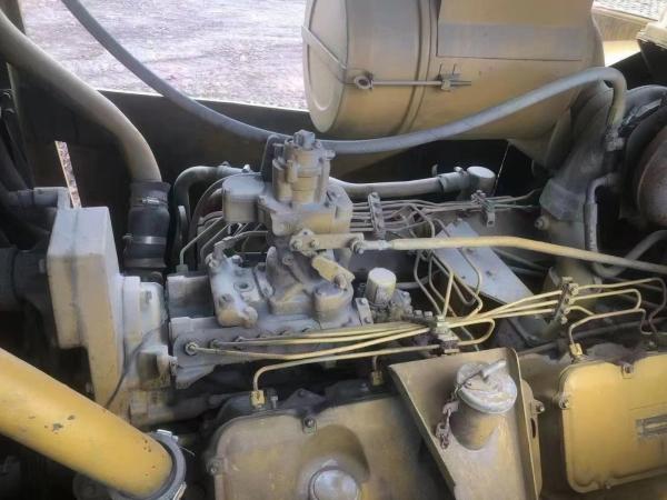 Quality 18900 KG Used Bulldozer D9R Equipped with Nabtesco Hydraulic Pump for sale
