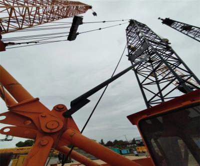 Cina Operazioni di sollevamento fluide e sicure con gru da 50 tonnellate usate KH180 in vendita