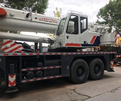 Cina ZOOMLION QAY180 Gru camion gru mobile 70000 kg per il mercato cinese dell'edilizia in vendita