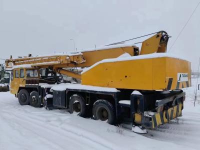 China TG300 TL300 grúa de camión de segunda mano con 70 m de altura de elevación y excelente estado en venta