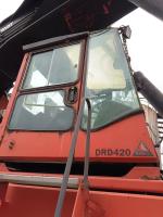 China 4000MM Fork Width Diesel Engine Stacker DRD420 for Material Handling and Smooth Operations for sale