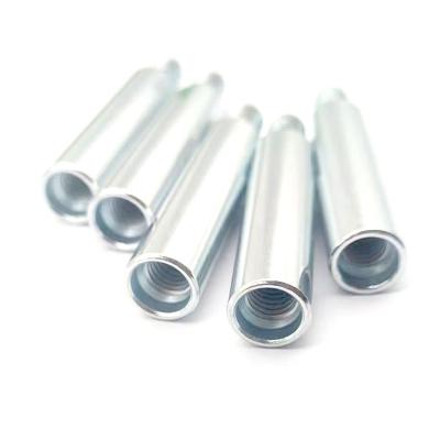 Chine Goupille de verrouillage en acier zingué usinée CNC sur mesure avec extrémité filetée à vendre