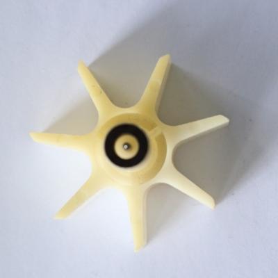 Cina Macchina per lo stampaggio ad iniezione verticale ABS PS 550 tonnellate di macchina ad iniezione elettrica in vendita