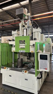 Cina LIZHU Low Table Rotary Vertical Injection Moulding Machine per lo stampaggio di precisione in vendita