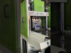 Single Sliding Vertical Injection Moulding Machine