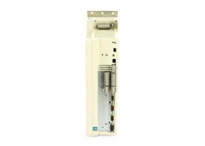 中国 Lenze EVS9323-CKV003 サーボ コントローラー 9300 シリーズ 400/480 VAC 1.5 KW (2 HP) 販売のため