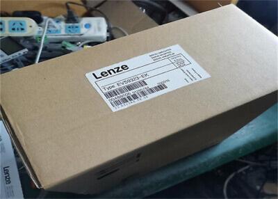 中国 Lenze EVS9323-EKの可変的な頻度インバーター サーボ コントローラー400VAC 1.5Kw 販売のため