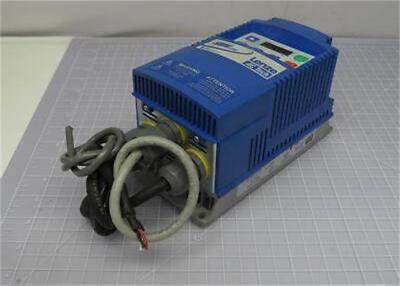 Cina Chilowatt 0,5 HP dell'INVERTITORE 0,37 di FREQUENZA dell'AZIONAMENTO di Lenze ESV371N01SXB NESSUNA TASTIERA STANDARD di COMMS in vendita