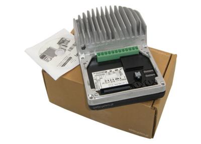 中国 Lenze E84DGDVB15242PSインバーターは400/480 VAC MOTEC 8400の入れられた電圧を1.5 KW運転する 販売のため