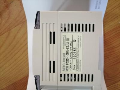 Cina SERVO DRIVER INDUSTRIALE YASKAWA SGD7S-R90A20A 100W 0N/M New Original in vendita