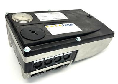 Cina L'INVERTITORE di Lenze E84DGDVB55142PS DETERMINA la CORRENTE D'USCITA di MOTEC 8400 1,8 AMP in vendita