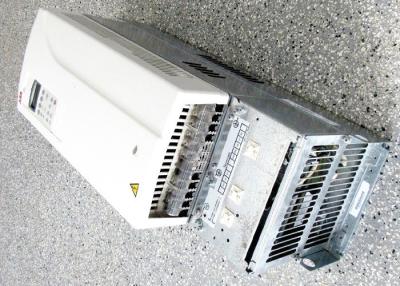 Cina Azionamenti ACS800 31A dell'invertitore 68672929 di frequenza ACS800-U31-0020-5 singoli in vendita
