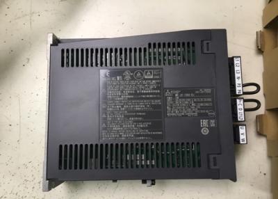 Cina Azionamento dell'AMPLIFICATORE MR-J4-100A-RJ 200V di CA di Mitsubishi 1KW SERVO servo NUOVO in azione in vendita