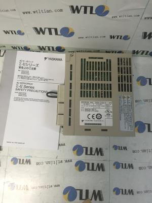 China O servo 50 60HZ industrial conduz YASKAWA SGMD-02ADA-R SERVOPACK brandnew à venda