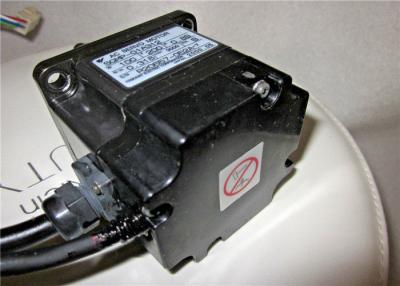 Cina Servomotore sincrono 3000RPM 2048PPR di CA di SGMP-01A312 100W 200V in vendita